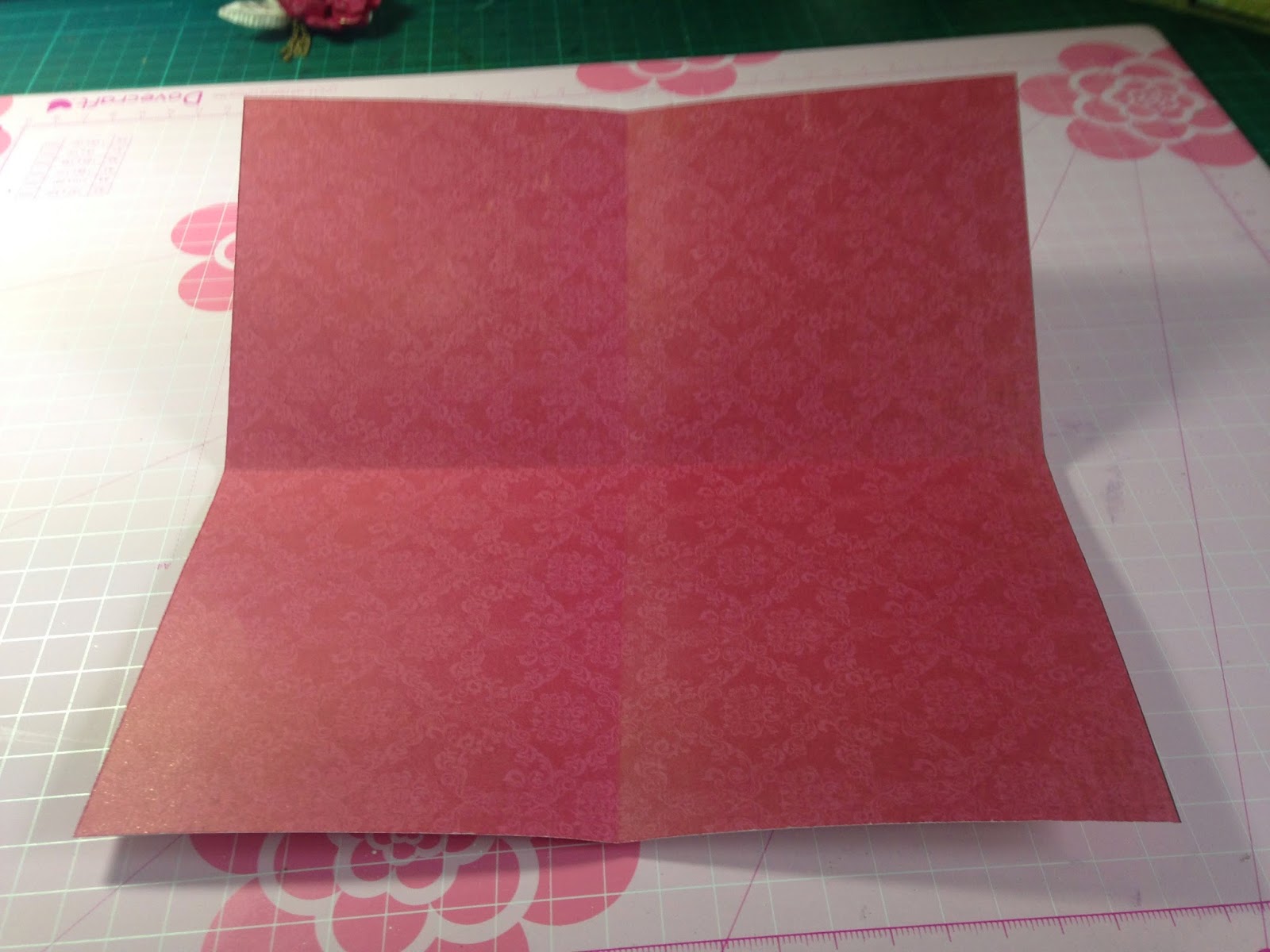 Pauline's Creative Journey: Folded Frame Tutorial.....