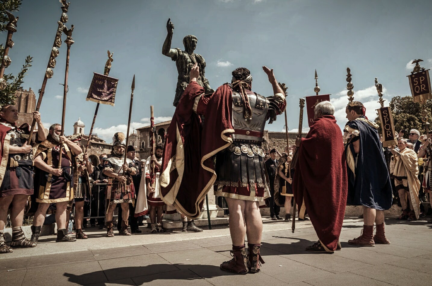 AUGUSTUS CAESAR PRAETORIA: NATALI DI ROMA MMXVII , AUGUSTUS CAESAR ...