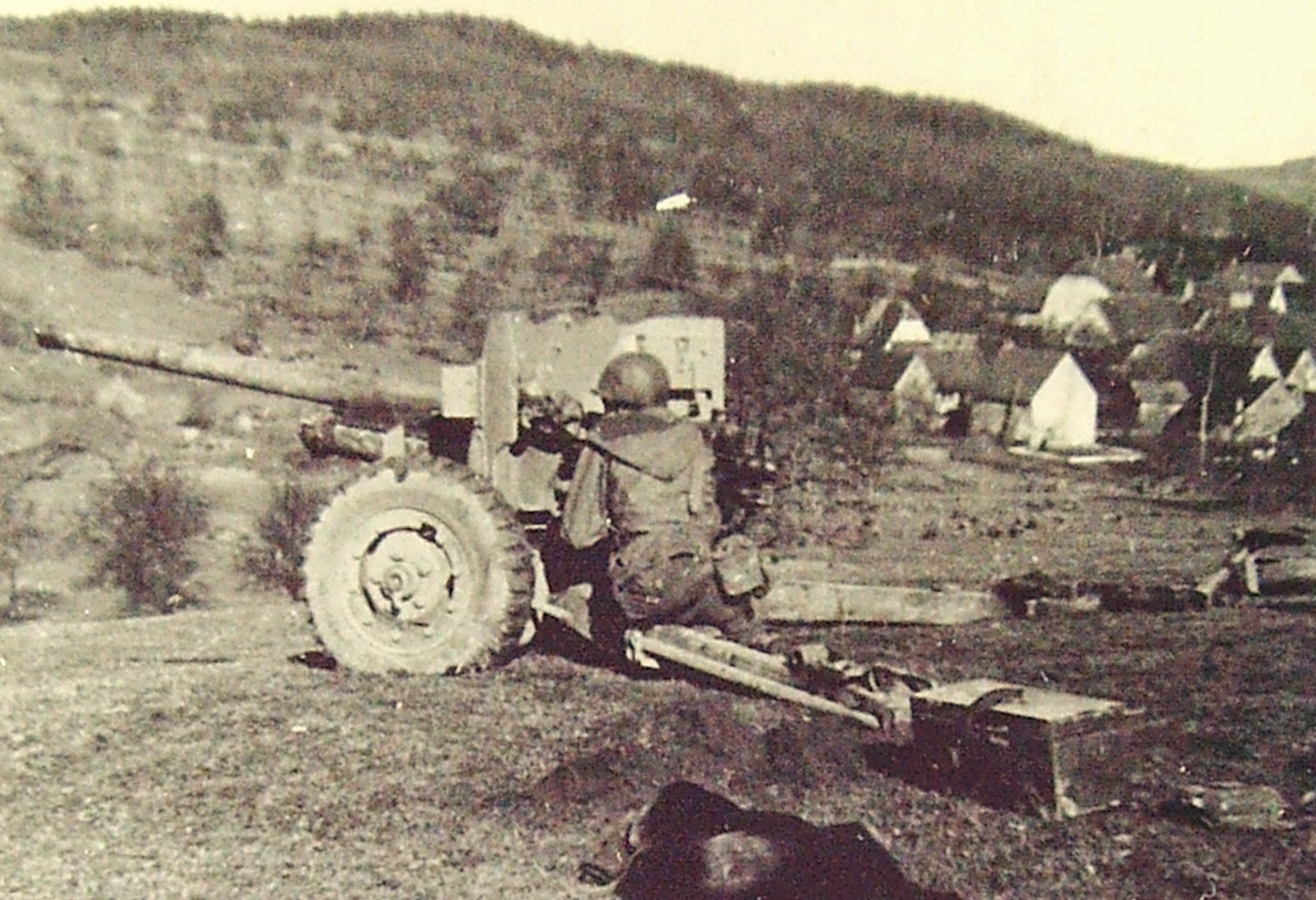 103 Division 410 Regiment 1st Platoon Anti Tank Unit: In France ...