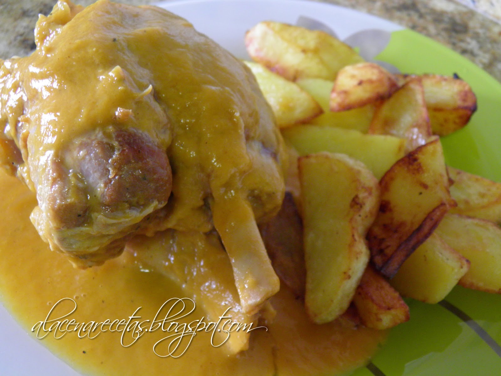 La Alacena: Codillo en Salsa