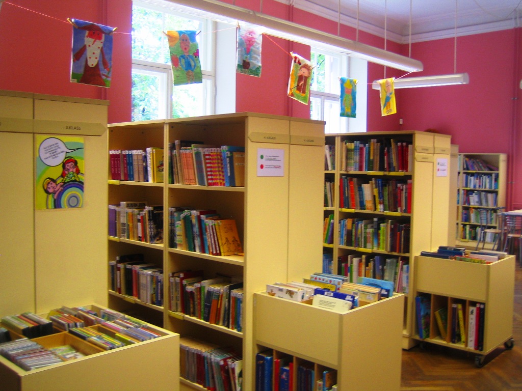 TALLINN CENTRAL LIBRARY - BIBLIOTECA PÚBLICA DE TALLINN - ESTÔNIA