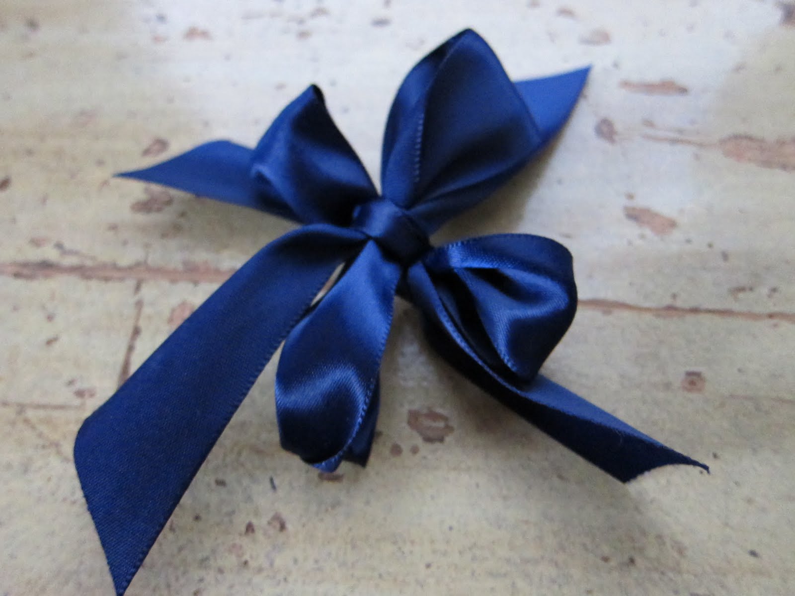 do it yourself divas: DIY: Bow Headband