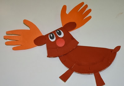 Óvodás Gyerekek: Rénszarvas papírtányérból és kézlenyomattal