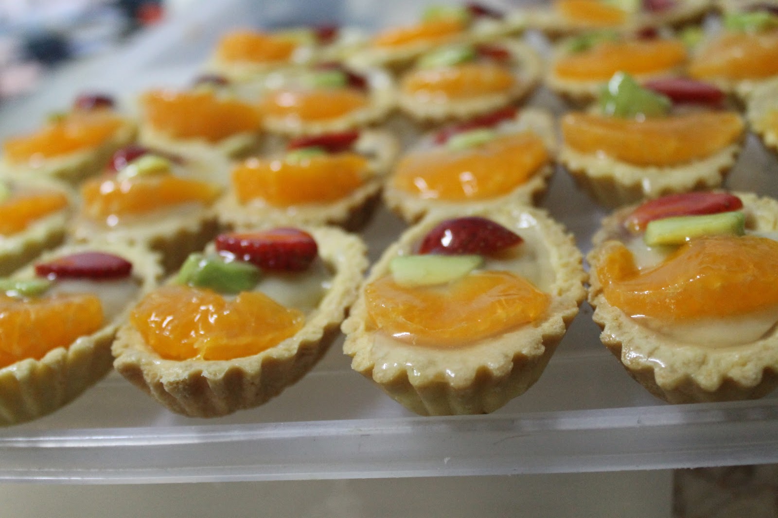Rumah Kue Solo: PIE BUAH OVAL by Rumah Kue Solo