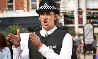 Care for a Share: The Best of Miranda