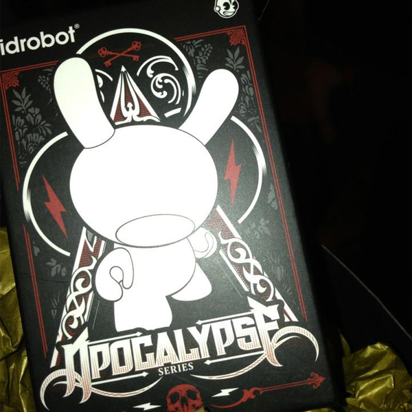DunnyMania: Dunny 3" Apocalypse Series 2012 - NOW 10 DESIGNS AND DATES ...