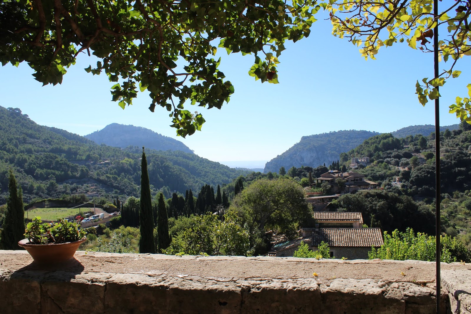 Lex Universe: Valldemossa - A place of stories between the mountains