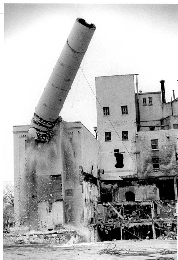 Observations, Reservations, Conversations: Labatt's Broadway and Osborne