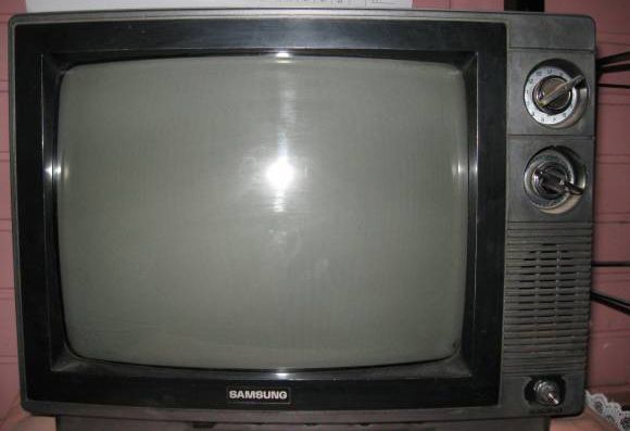 Televisor: ImAgEnEs De TeLeViSoReS AnTiGuOs.