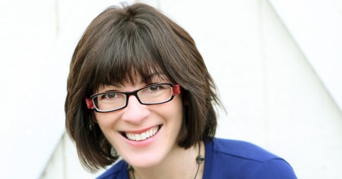 Elizabeth Hudson's Instagram, Twitter & Facebook on IDCrawl