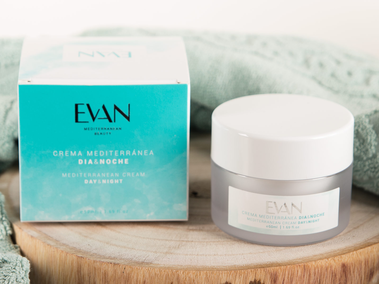 Evan Cosmetics – Packaging Of The World