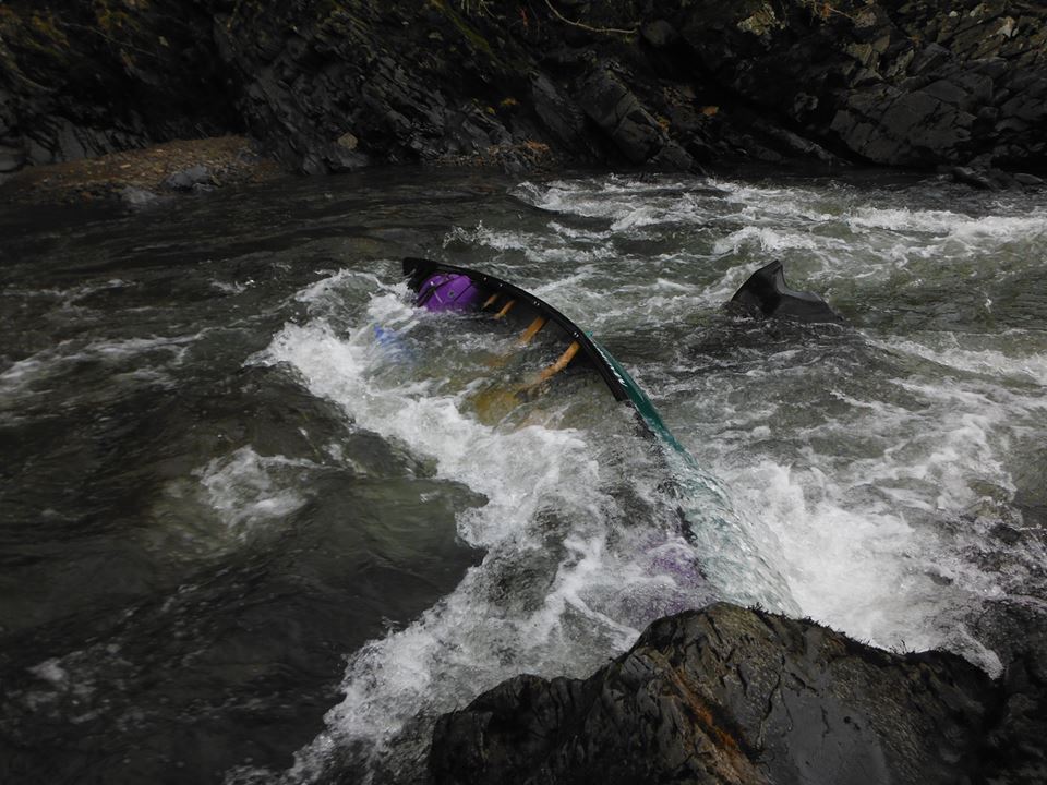 Canoes, Mountains & Caves: Pinned Canoe ... Interesting Day