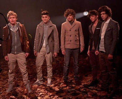 One Direction & Coldplay @ X Factor Finale ~ DISNEY STAR UNIVERSE