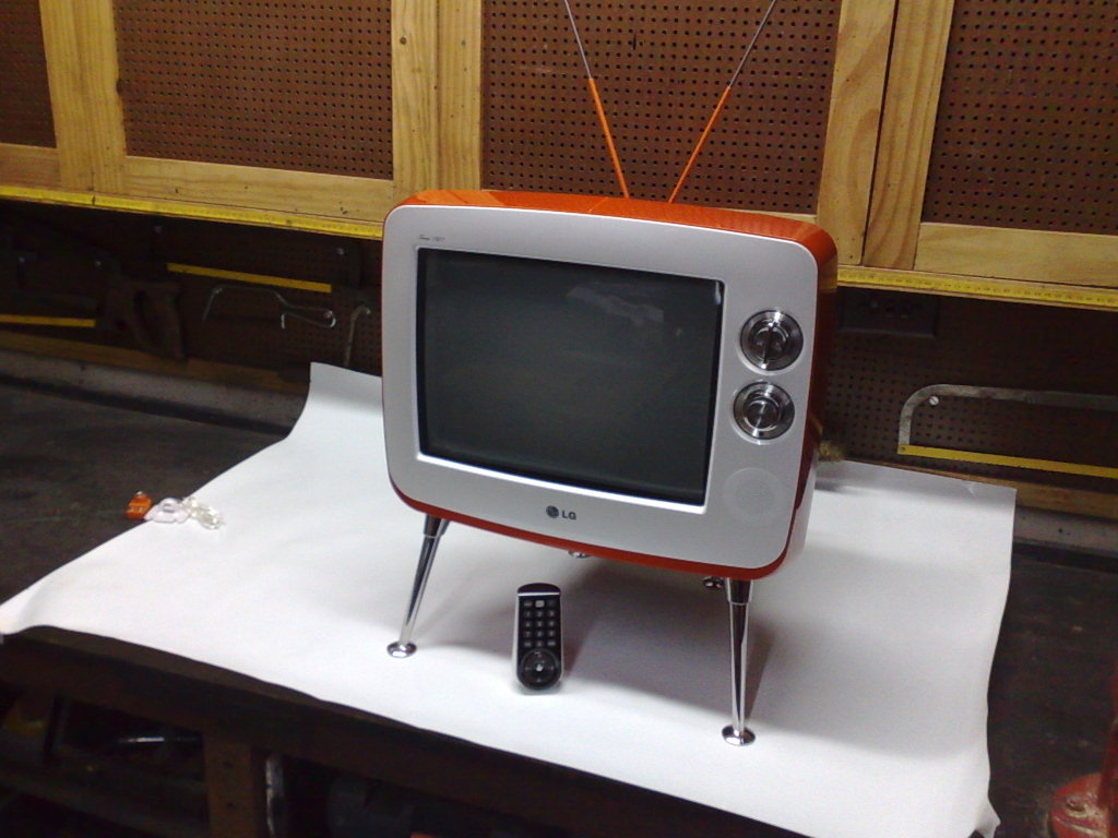 OFICINA HOBBY - MUSEU OPHICINA: Chegou a TV LG Retrô