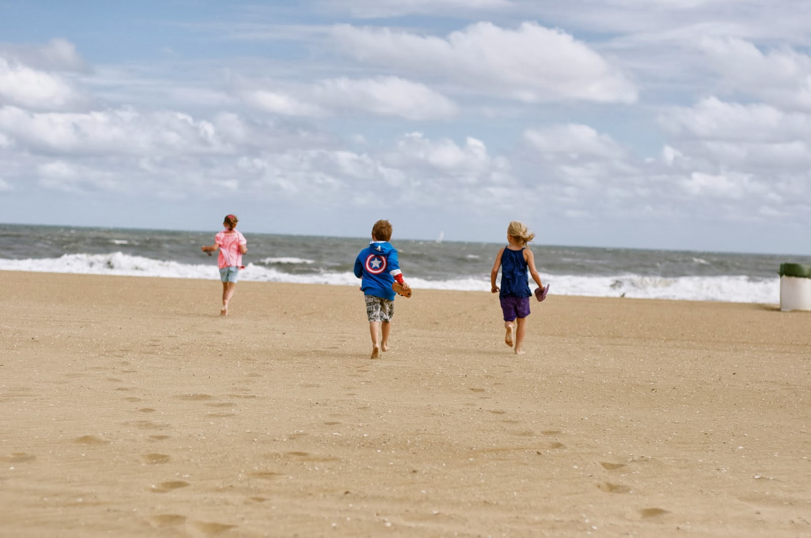 Eat, Pray, Diffuse: at the seashore