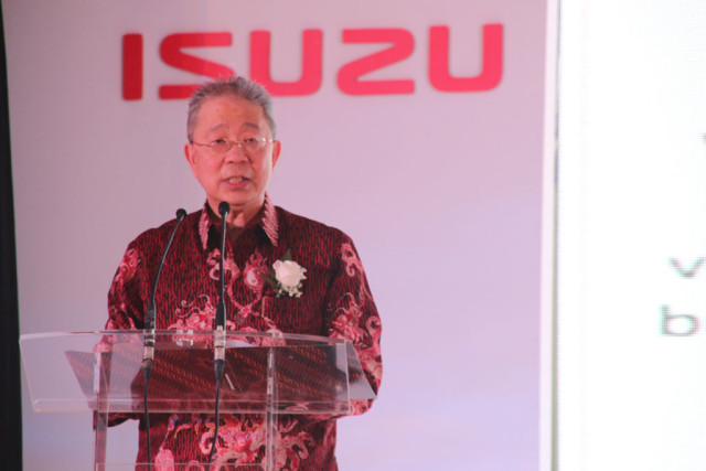 Johannes Nangoi Terpilih Sebagai Ketua GAIKINDO 2016-2019 - ISUZU INDONESIA