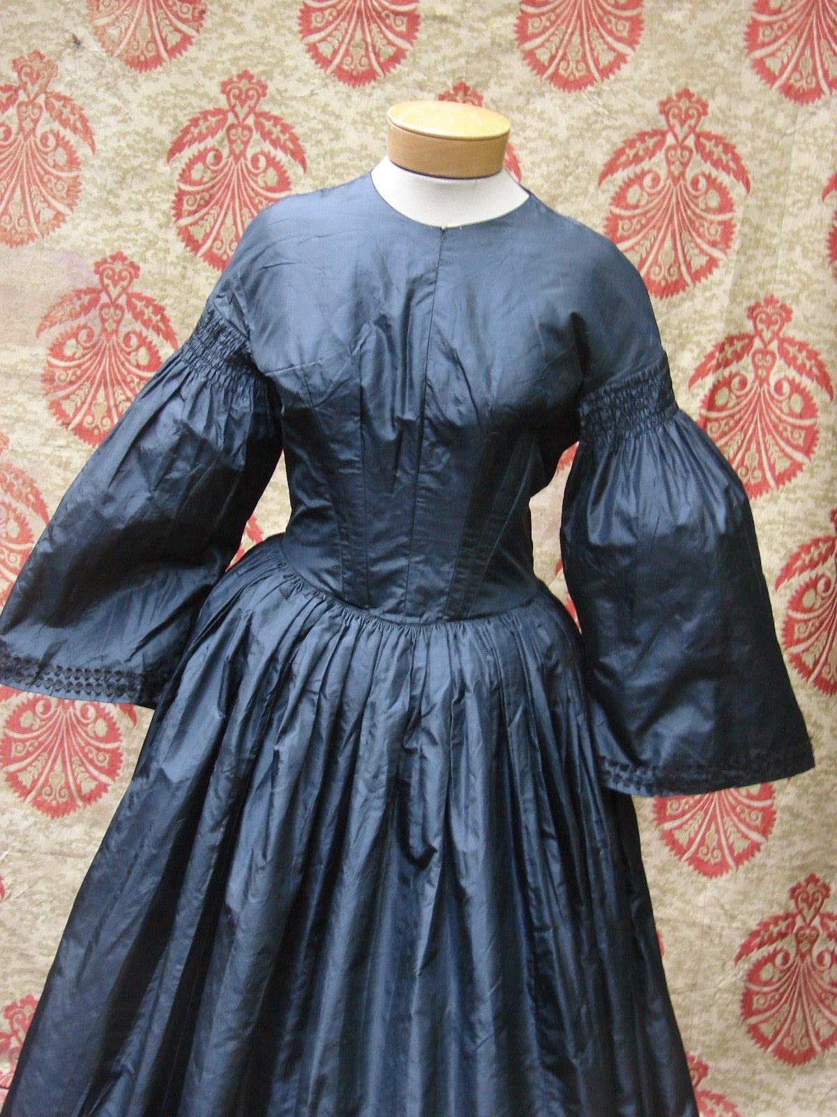 All The Pretty Dresses: 1850's dress redone in the 1860's style.