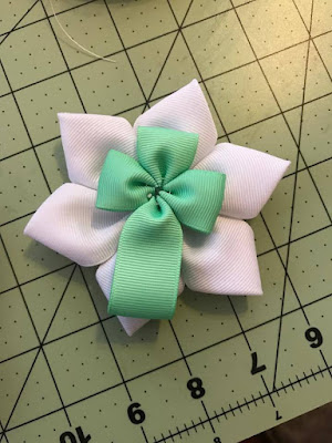 Create Kids Couture: Beautiful Cross Hair Bow