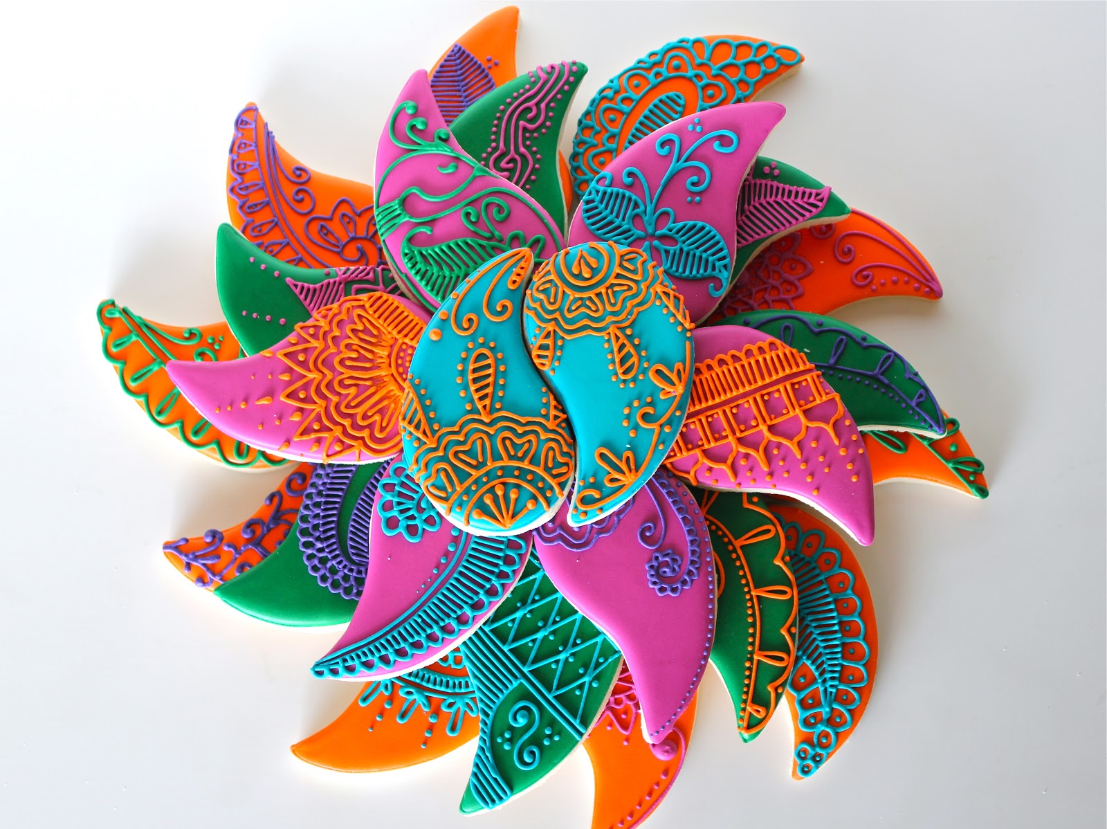 Sugar Bea's Blog: Paisley Mehndi Cookies {Krishna Wedding}