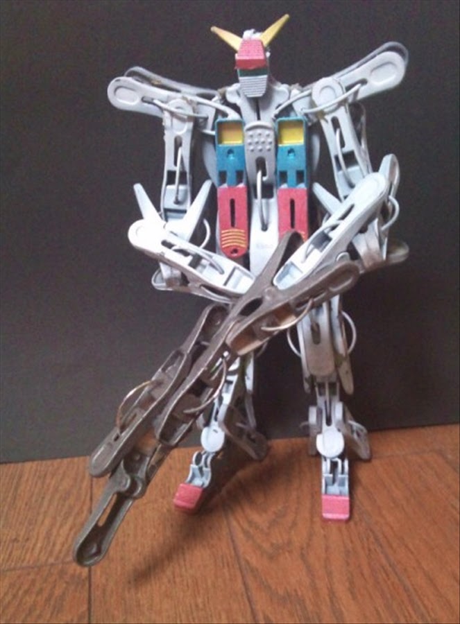 Gundam Laundry Clippers