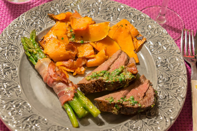 Oxfilé Provençale med råstekt sötpotatis