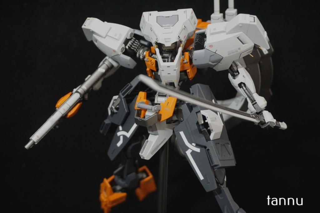 Custom Build: HG 1/144 Hugo [Detailed]