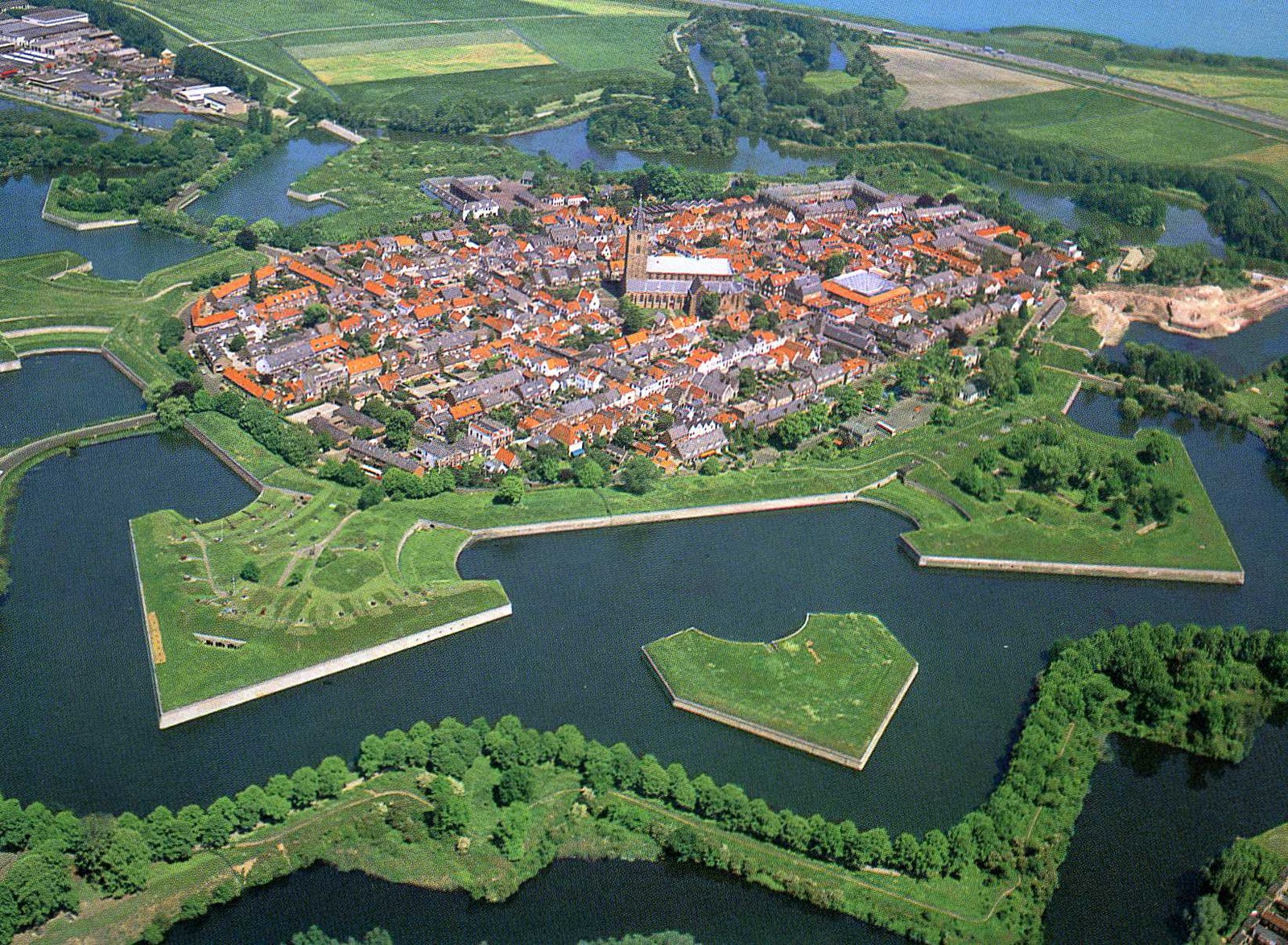 Eclectica: Naarden Star Fort
