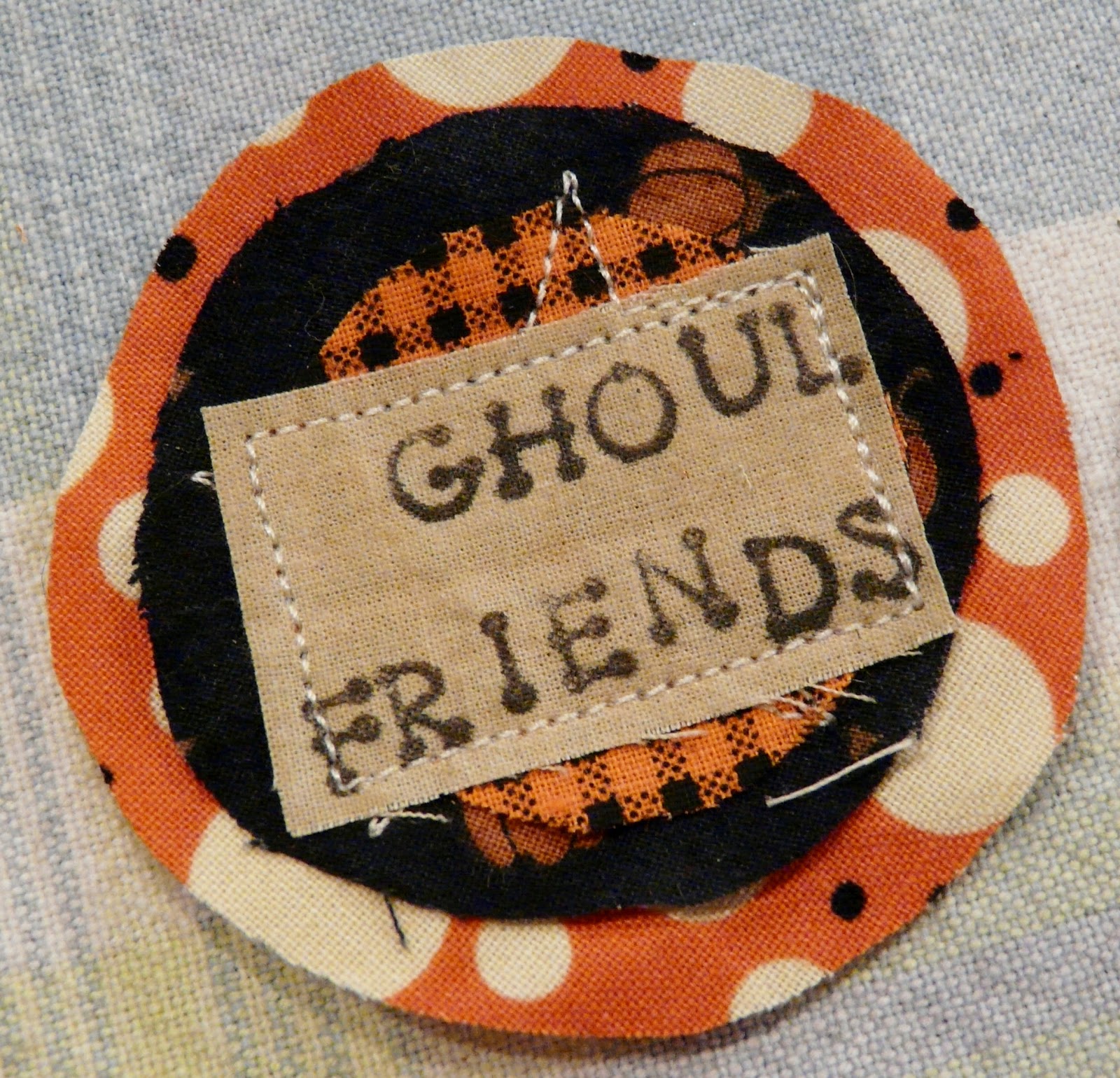 Hudson's Holidays - Designer Shirley Hudson: Scrappy Fabric Circle Pins ...