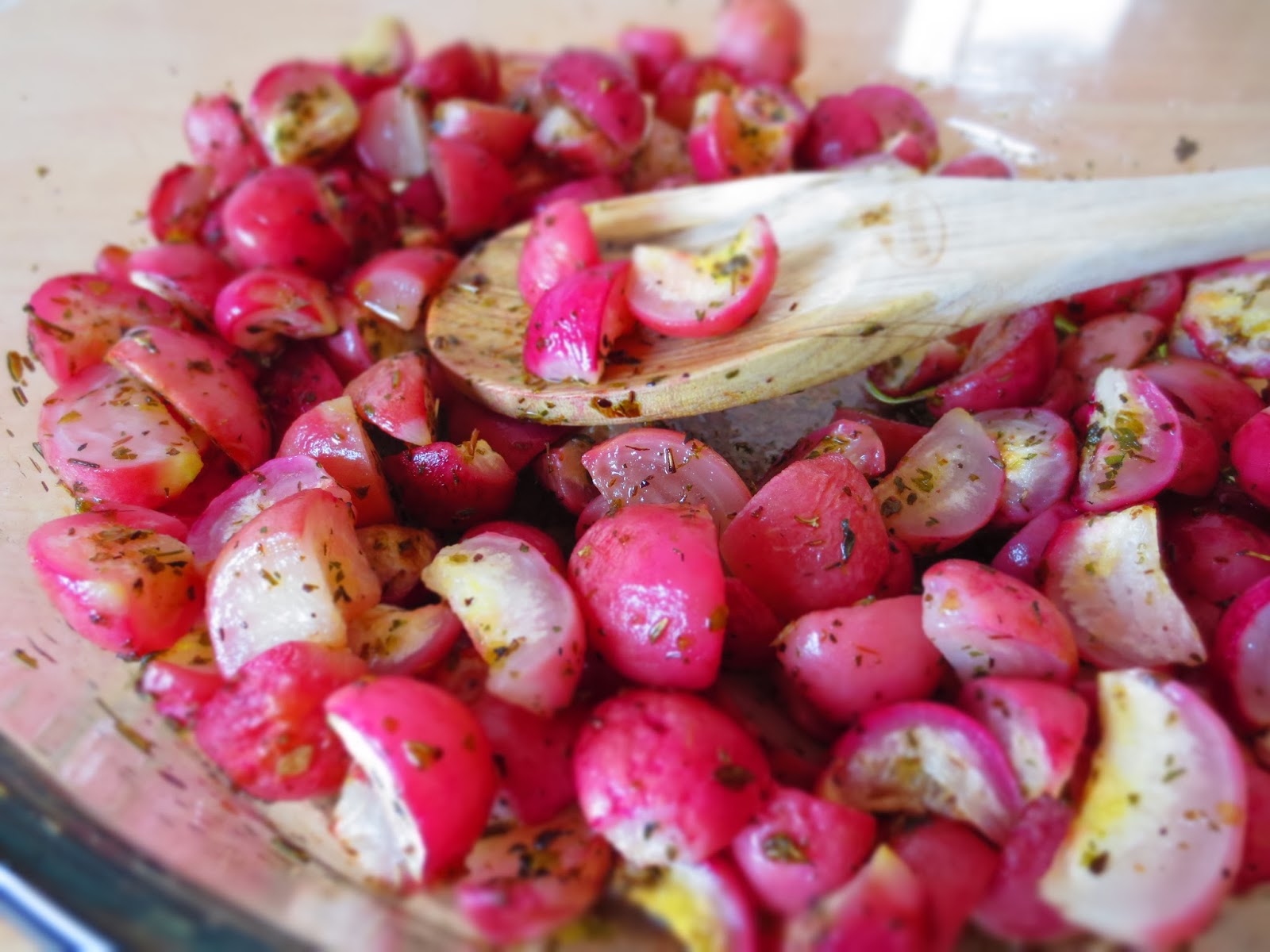 Spanish Kitchenette: Roasted radishes :: Rábanos asados