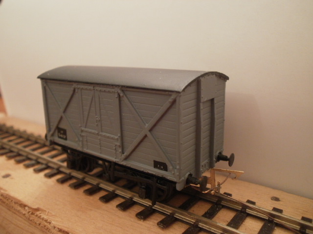 Dorset 3mm Scale Model Railway: 3MM Society PP7 LSWR Van.