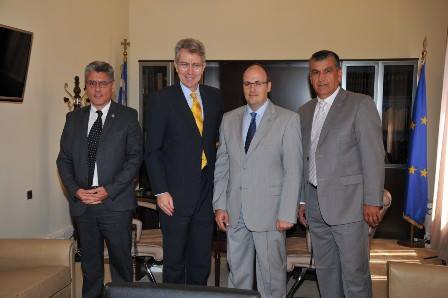 Στο Επιμελητήριο Αχαΐας ο πρέσβης των Η.Π.Α. Geoffrey Pyatt - ΚΑΛΑΒΡΥΤΑ ...