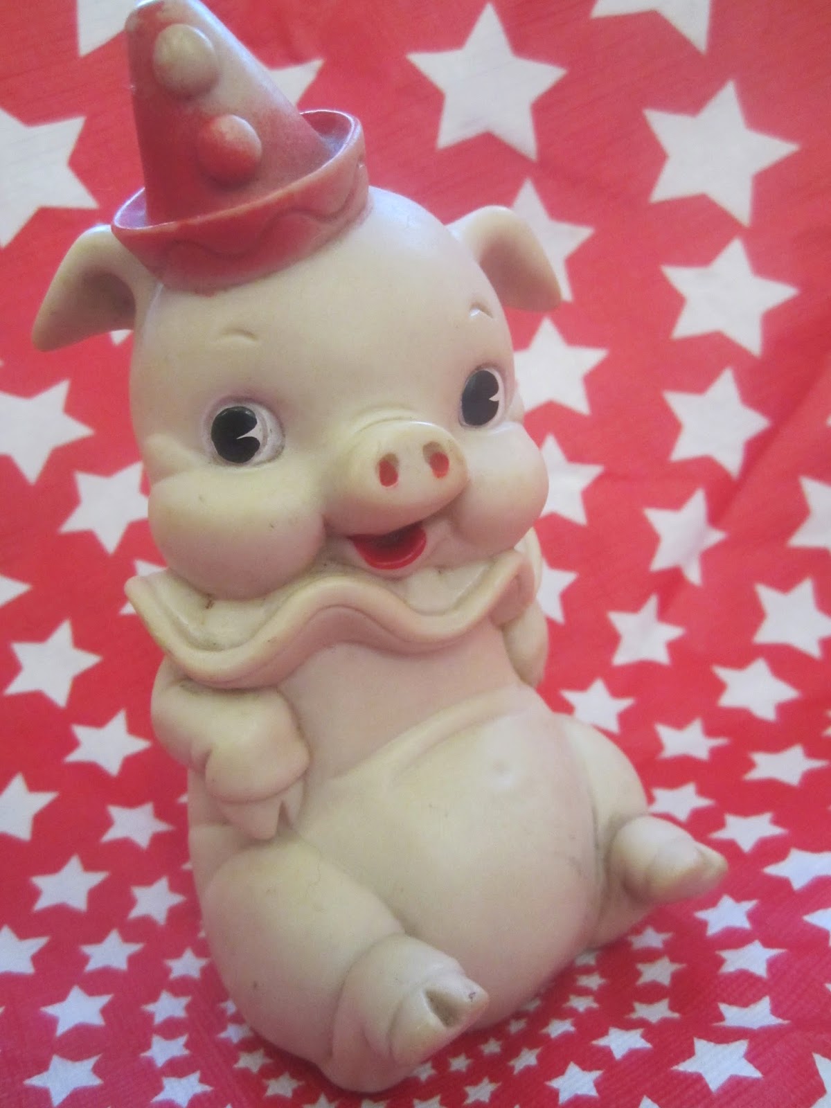 Things That Squeak: Edward Mobley a worldwide designer