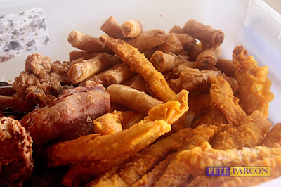 Hole In The Wall Of Cebu: Eat Like A Local At The Pungko-Pungko sa Fuente