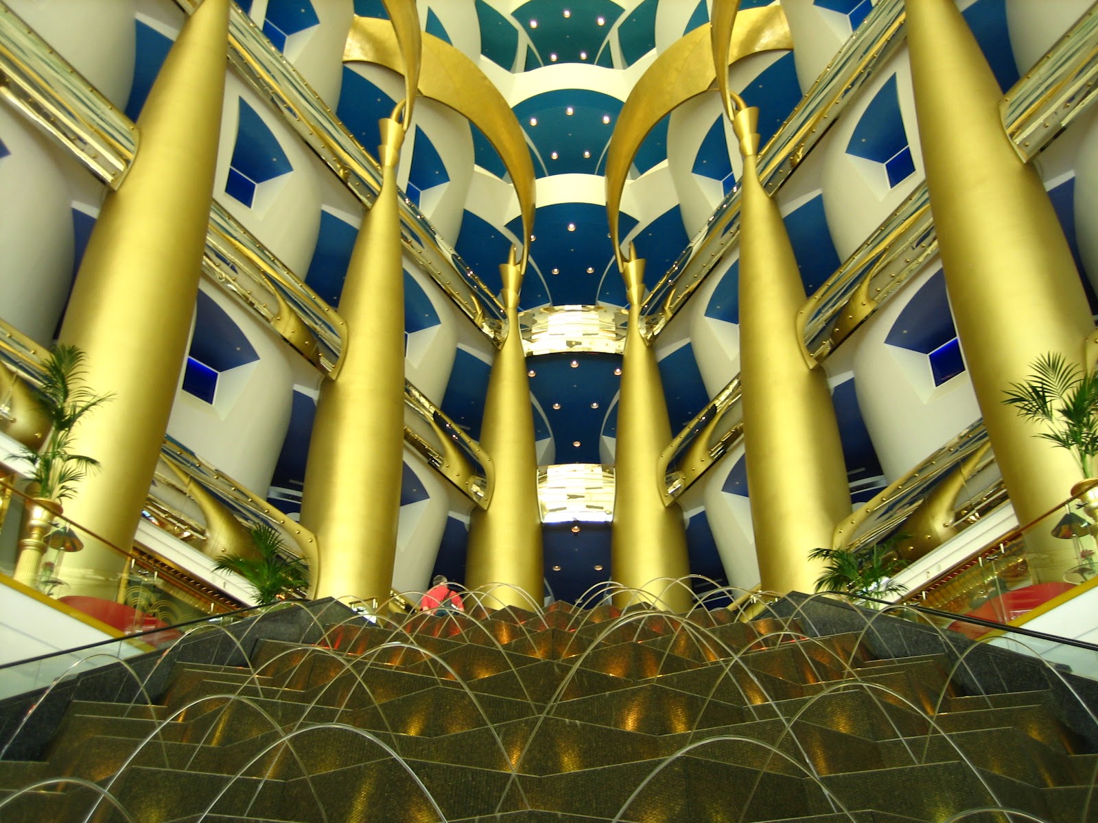 Encyclopedia: Burj al Arab Inside