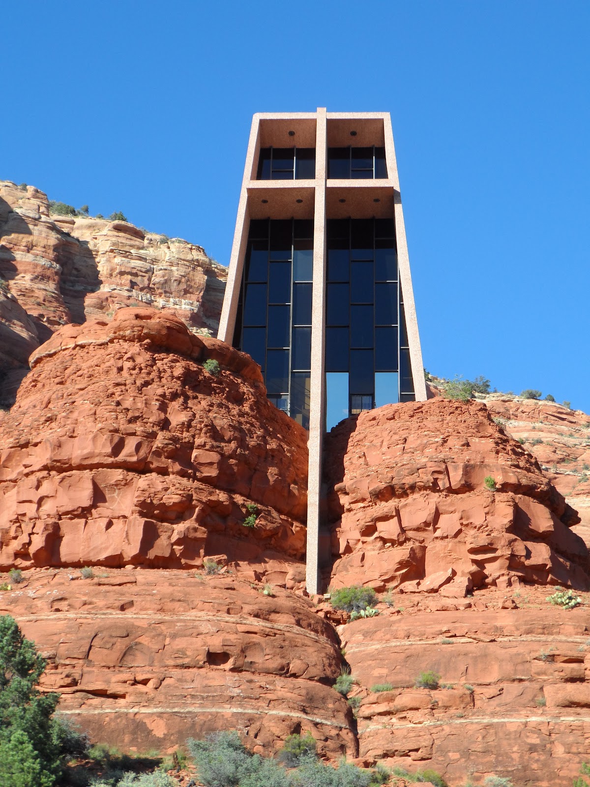 FOCAL POINT STYLING: SEDONA IN SEPTEMBER: CHAPEL of the HOLY CROSS