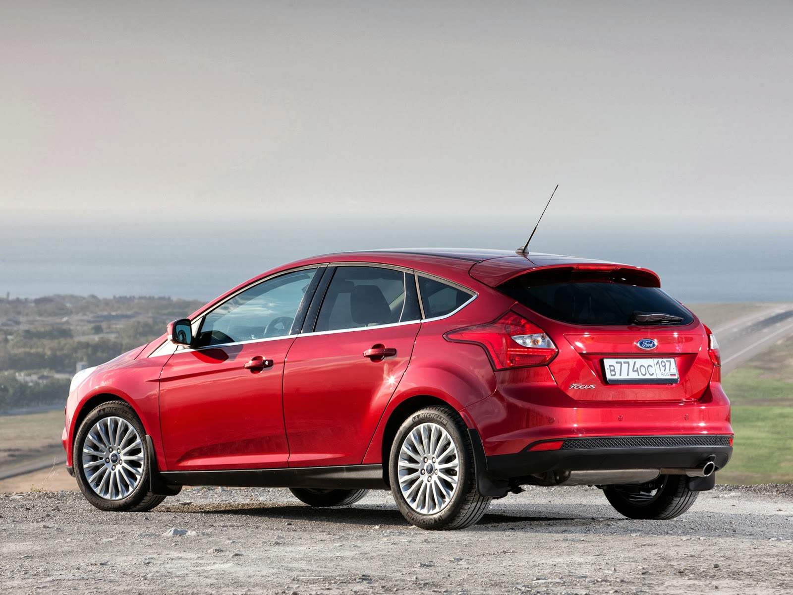 RACIONAUTO: NOVO FORD FOCUS - PREÇOS, VERSÕES E EQUIPAMENTOS