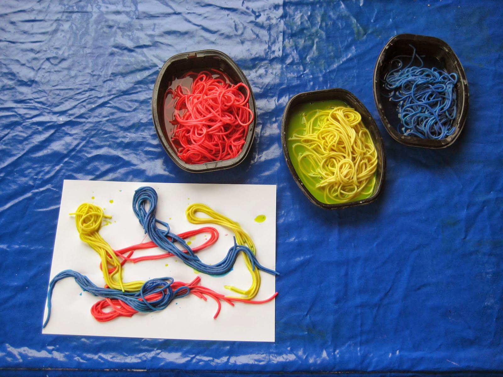 with kiddos @ the library: Painting with Spaghetti
