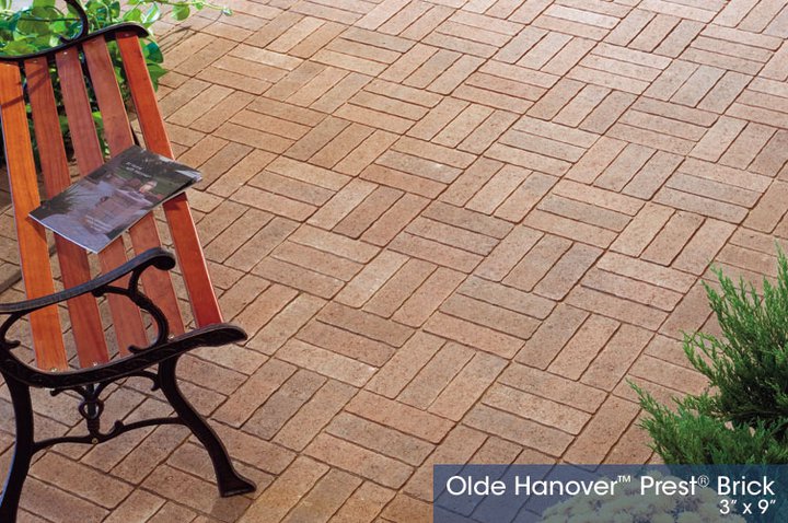 Custom Stoneworks & Design Inc.: Olde Hanover Paver