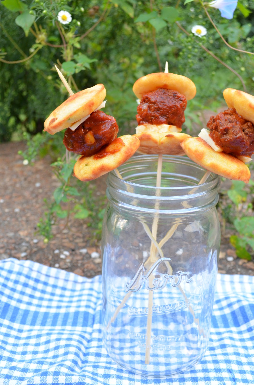 iron stef: chili meatball whoopie pie slider on a stick.