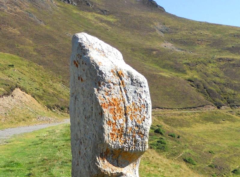 EL CROMLECH PIRENAICO: MEGALITOS CRISTIANIZADOS - 3