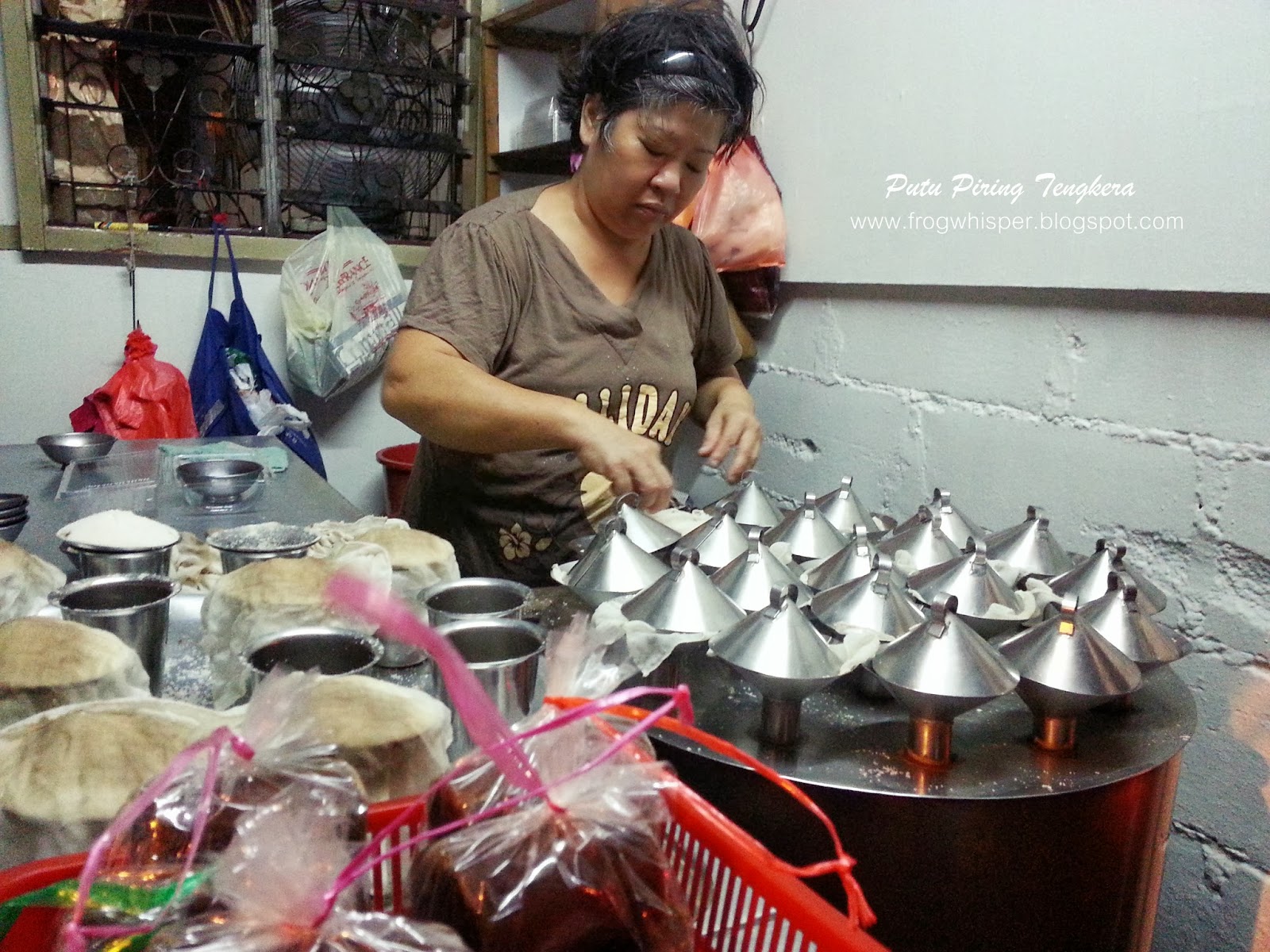 马六甲美食 · Putu Piring Tengkera | Jalan Tengkera