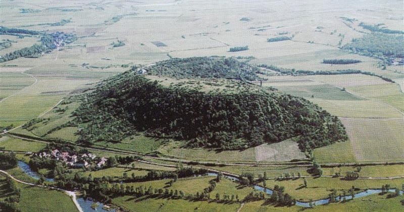 FAITH Fine Arts Integrated Through History: Archaeology - Mt Lassois ...