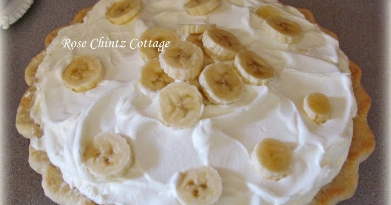 Rose Chintz Cottage: Banana Mallow Pie for HOME
