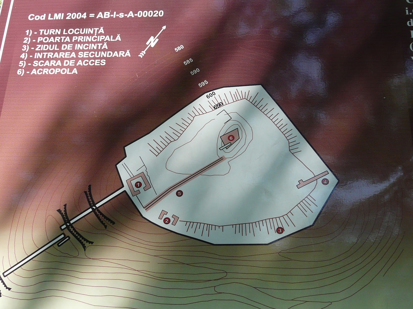plecat de acasă: Cetatea dacică Căpâlna. Monument UNESCO!