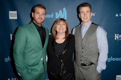 kenneth in the (212): Evans Family Values