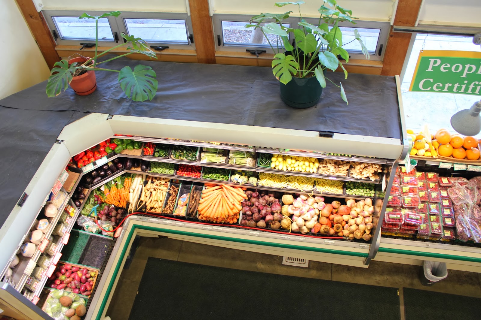 The Vegan Hucklebuck: Ocean Beach People's Organic Food Market San ...