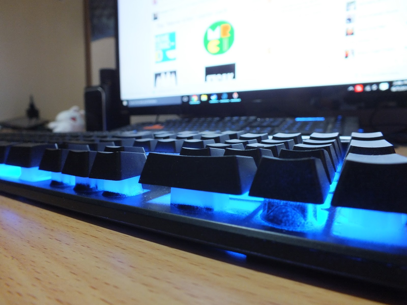 [Review] Armageddon Kalashnikov AK-990i : Keyboard Rubberdome Rasa ...