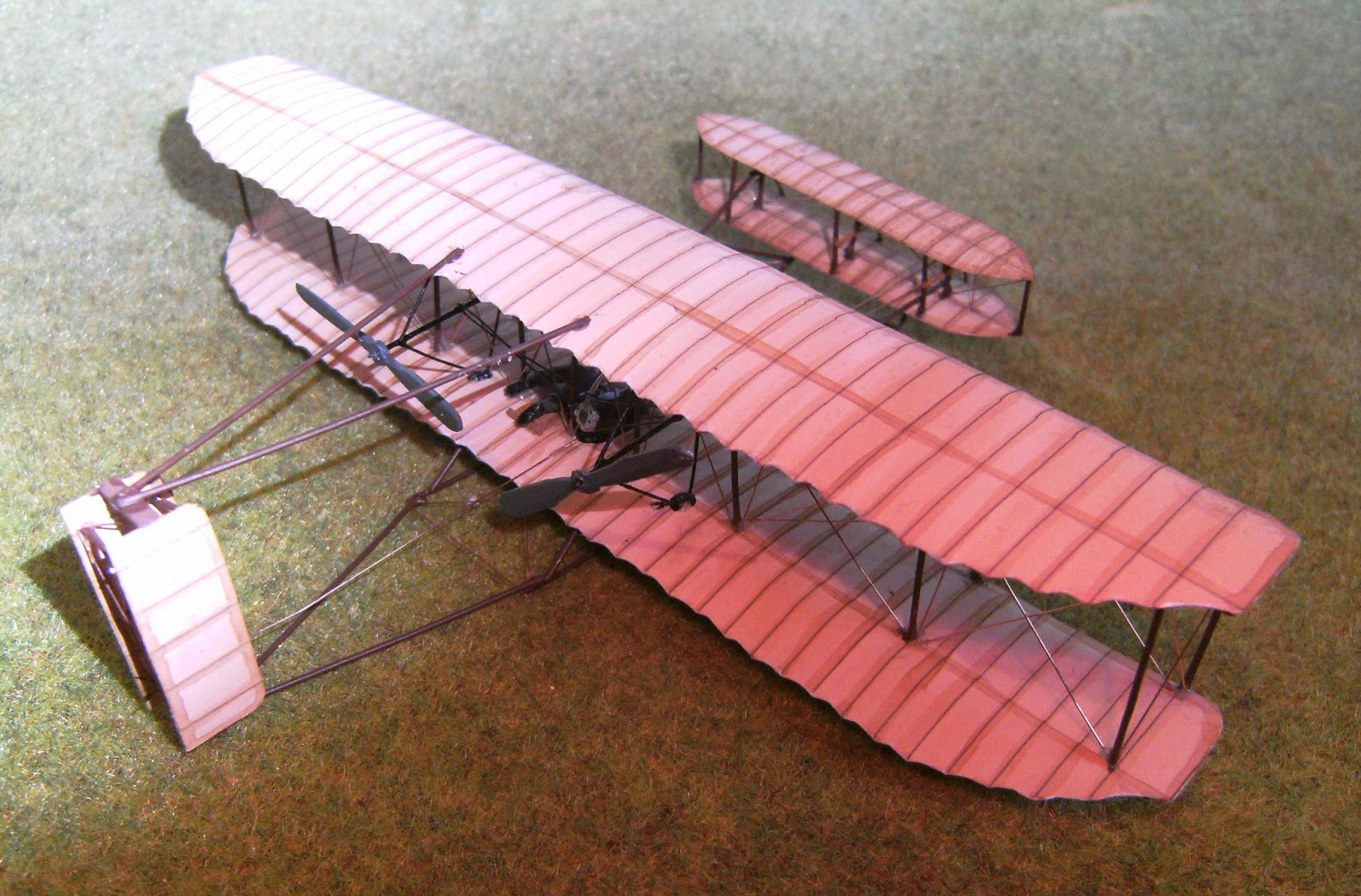 Happyscale-Modellbau: Wright Flyer - papermodel ( and wire ) 1:72