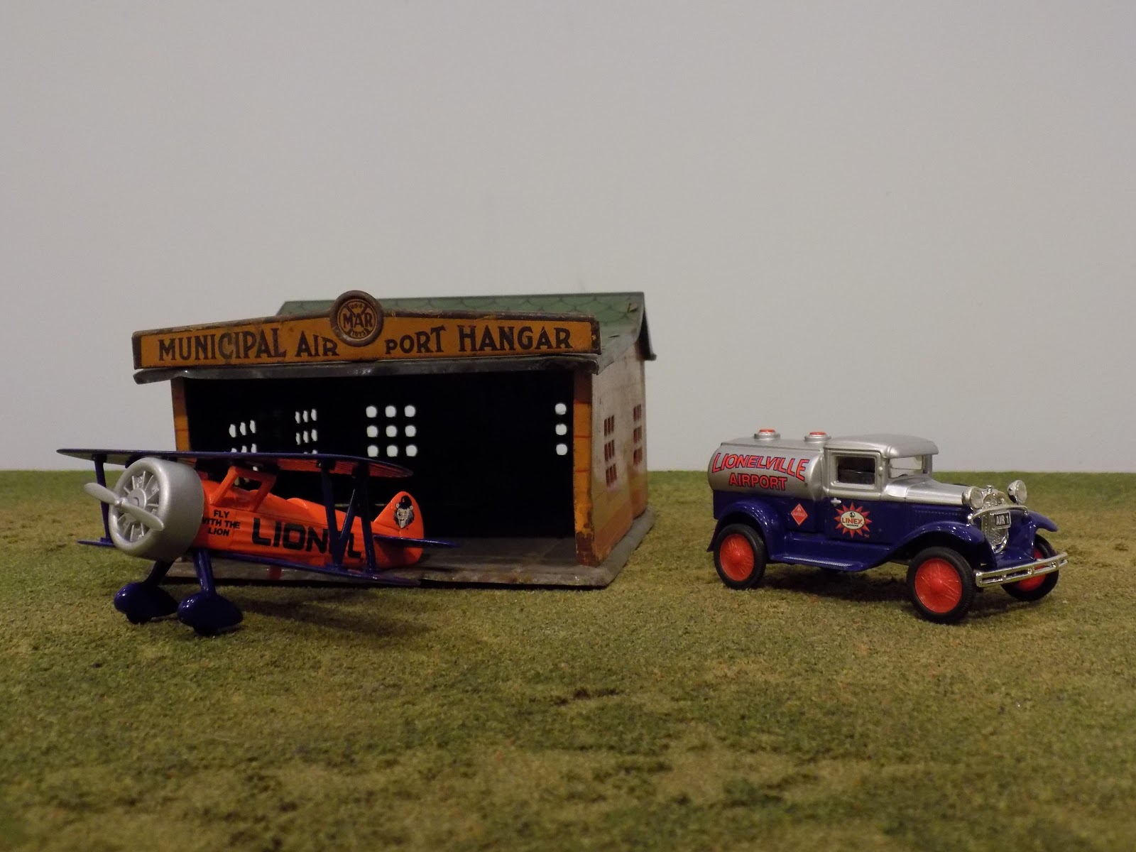 Toys and Stuff: Eastwood Automobilia / Liberty Classics 1/43 Diecast ...