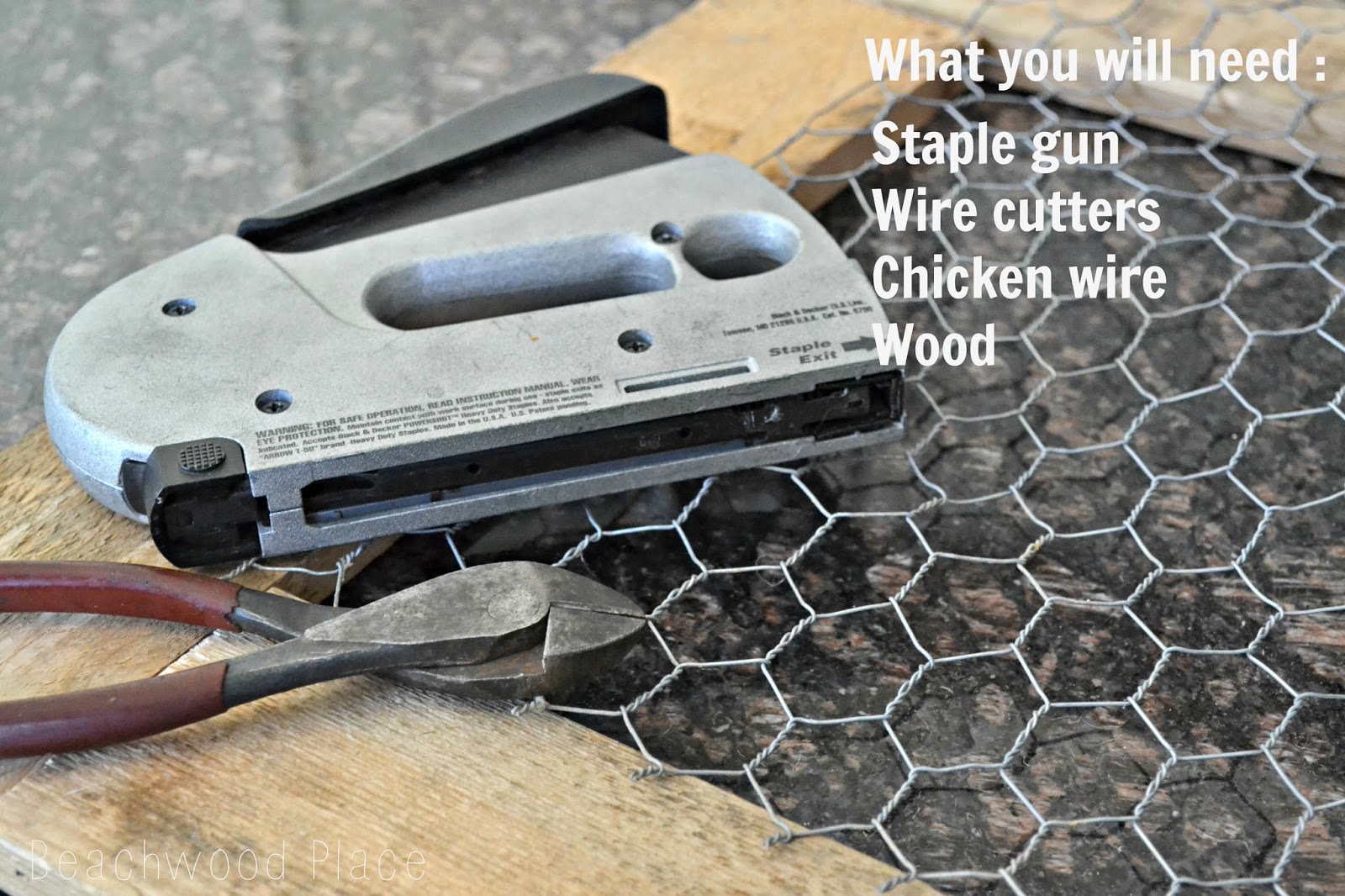 Beachwood Place: DIY Chicken Wire Frame